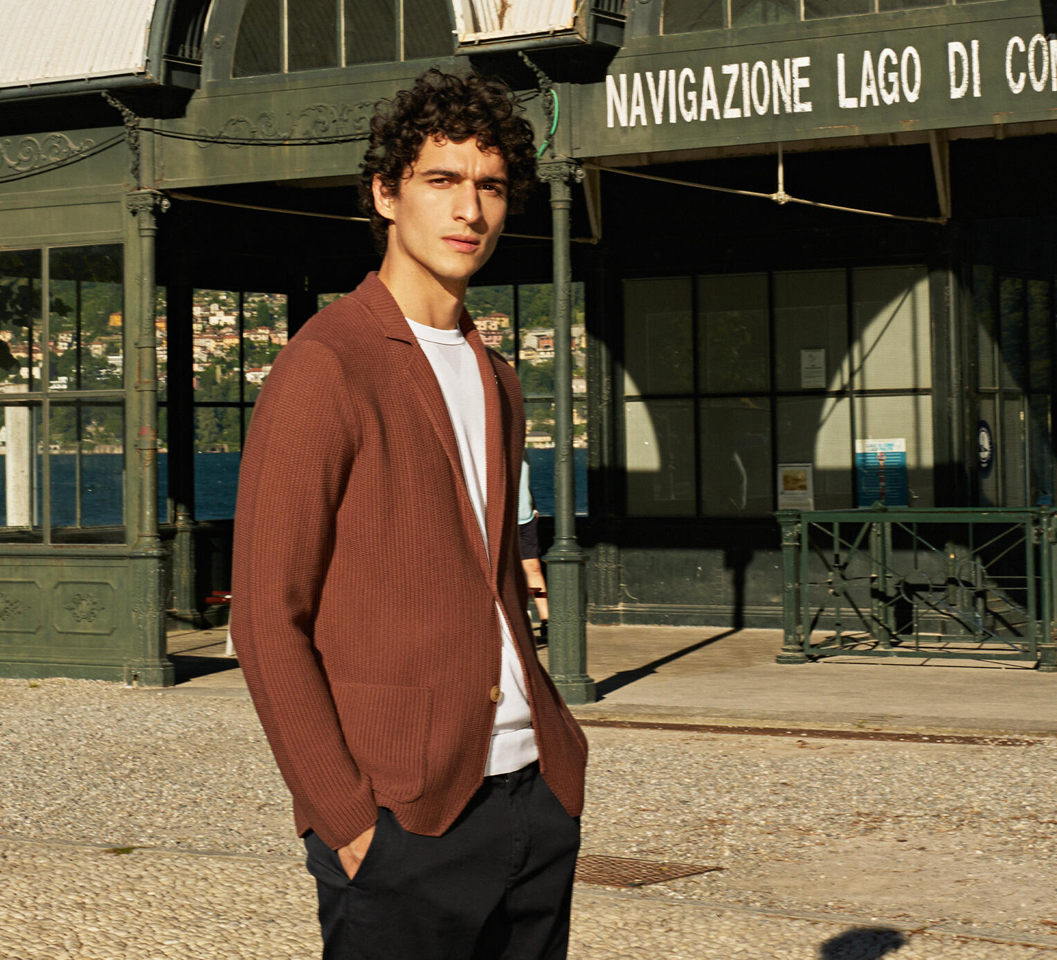 Ferrante | Easygoing Elegance